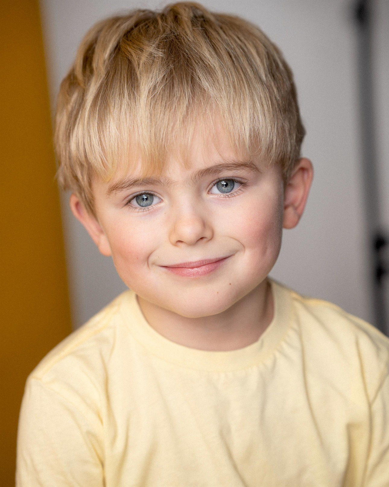 Finnlay Considine - KR Management