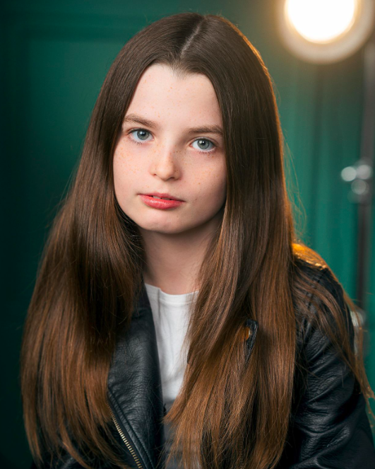 Anna Dewar - KR Management